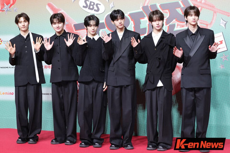 TWS Wins Artist of the Year at Hanteo Music Awards 2024