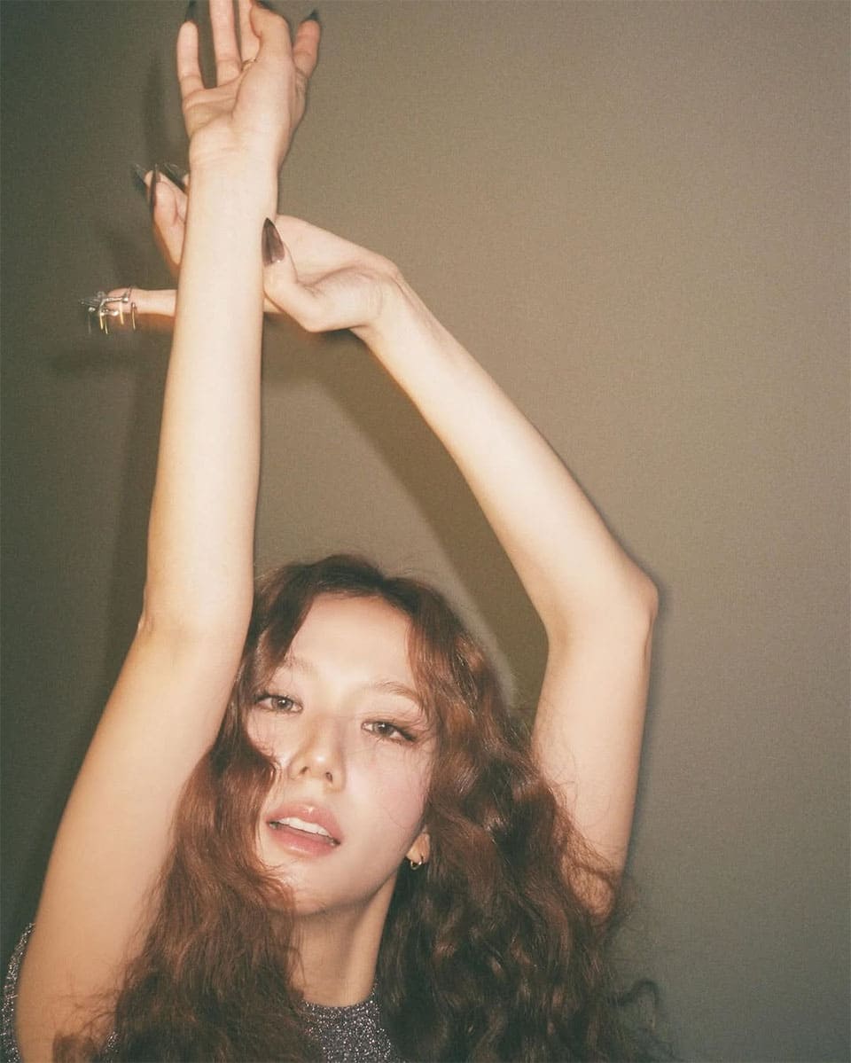 BLACKPINK’s Jisoo Stuns in a Bold Mesh Bodysuit… ‘Unmatched Aura’