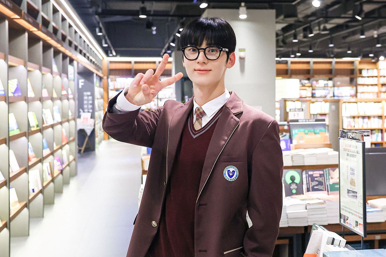 Hwang Min-hyun Expands His Acting Spectrum in 'Study Group' with ...