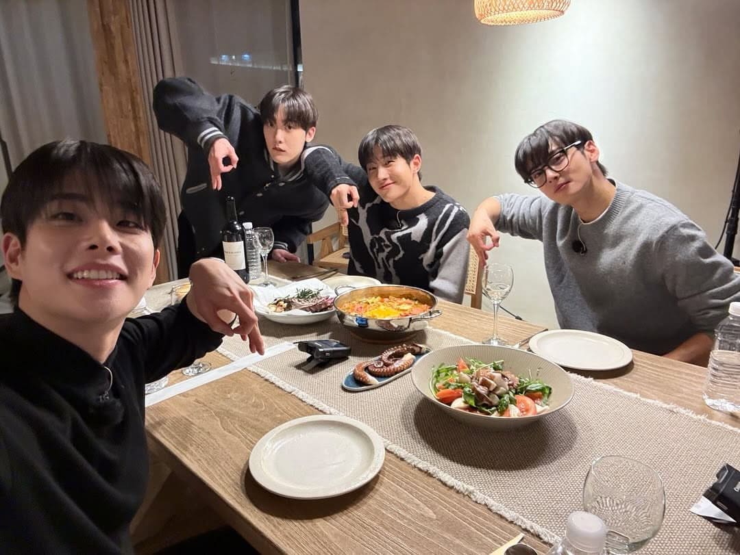 ASTRO Celebrates 9th Anniversary with 'Twilight' Topping Global Charts