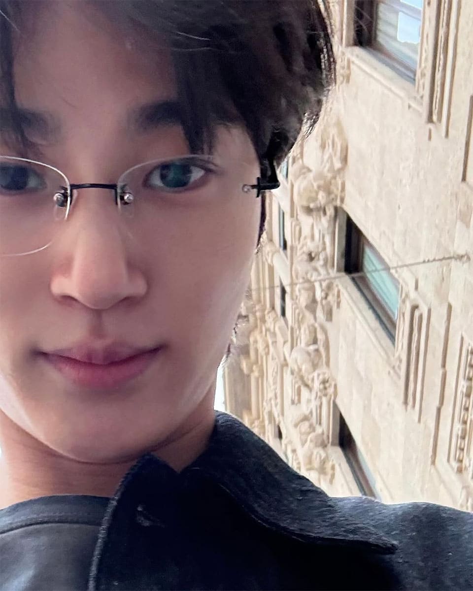 Byun Woo-seok Captivates Fans in Milan with Playful Charm and Stunning ...