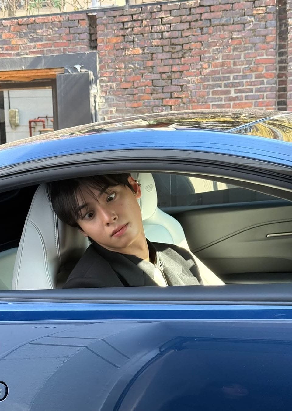 Cha Eun-woo, a Secret Prankster? Behind-the-Scenes Cuts Reveal His Playful Side!