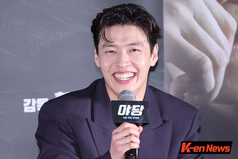 Yoo Hae-jin: "Just seeing Kang Ha-neul lifts your spirits"