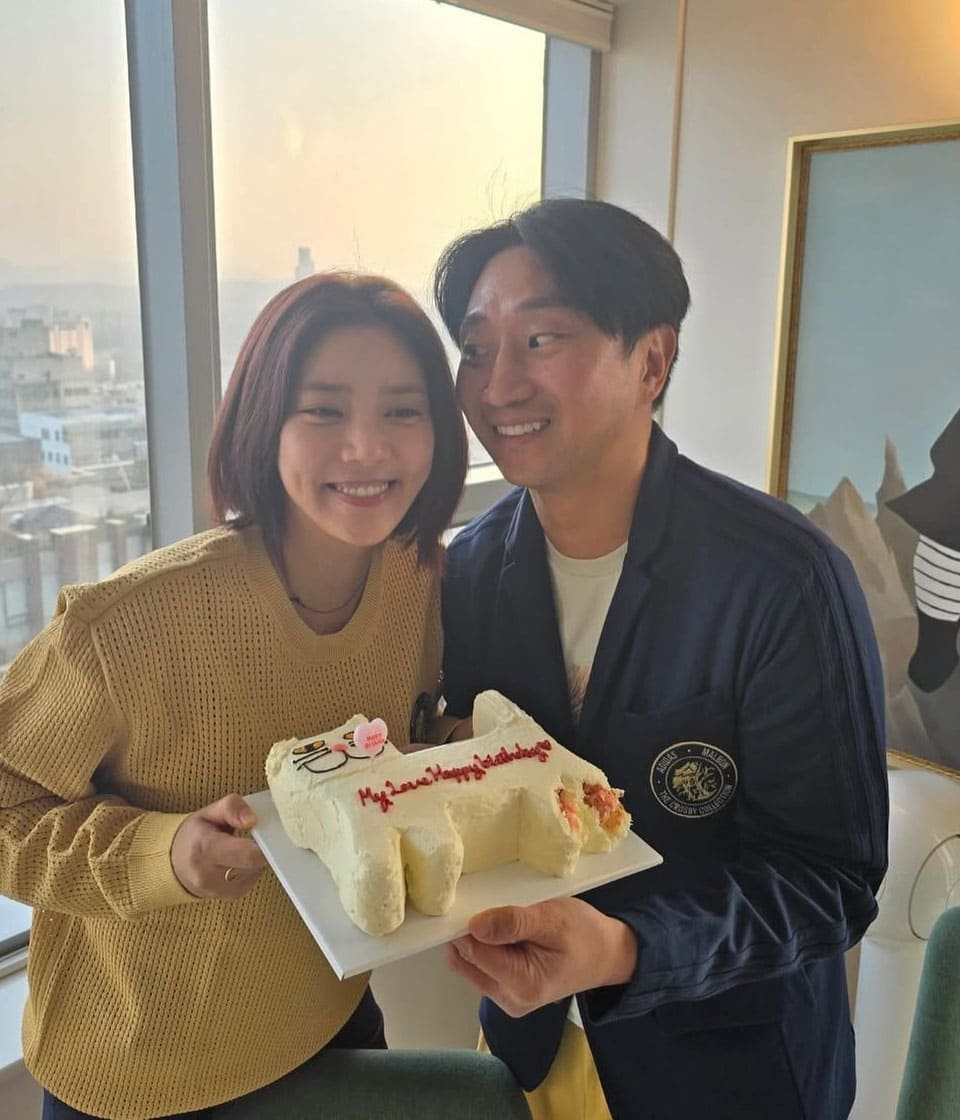 Son Dam-bi ♥ Lee Kyu-hyuk Welcome Their First Daughter After 3 Years of Marriage
