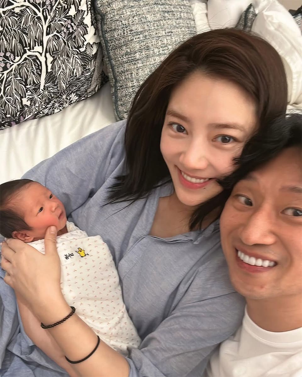 Son Dam-bi Shares First Photo with Newborn Daughter: “Our Little Miracle”