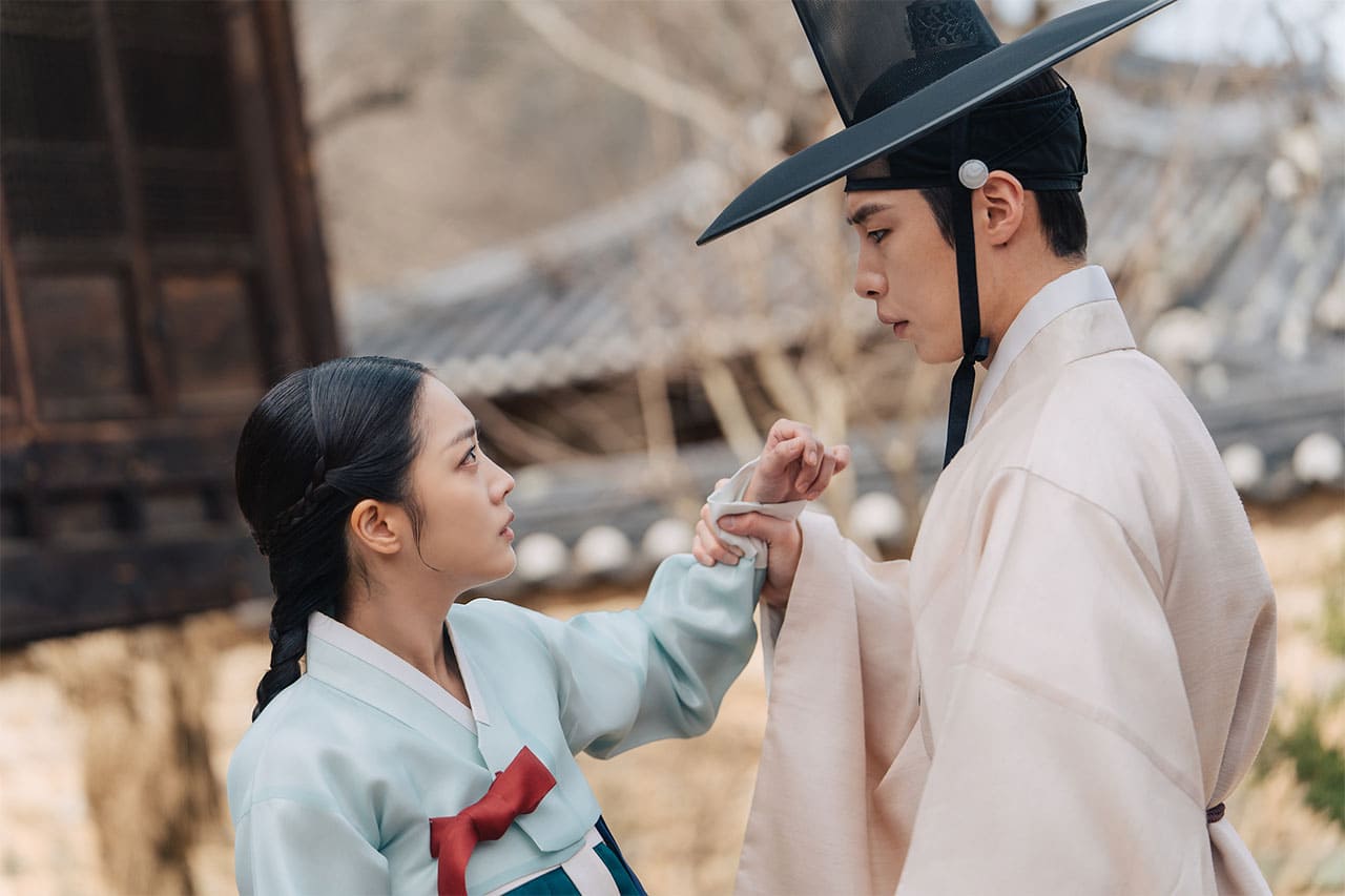 Netflix New Historical Drama ‘Dear Hongrang’ — A Forbidden Romance ...