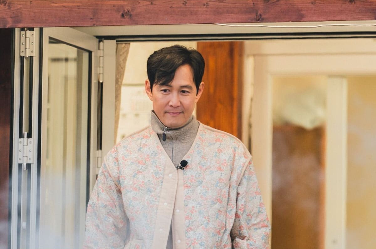 “I’m Supposed to Be in Milan!” Lee Jung-jae Caught in Back-Breaking ...