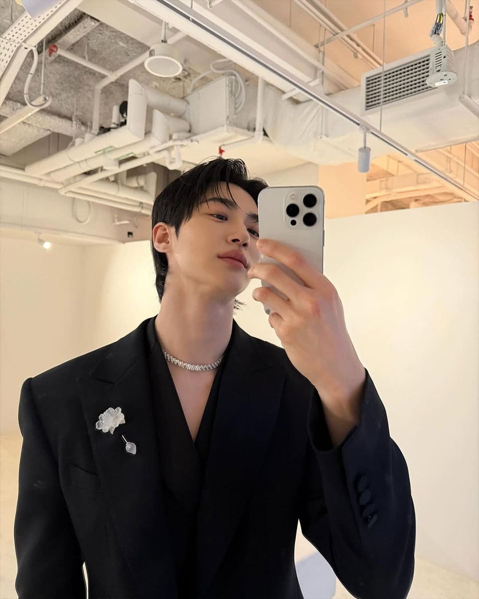 Byeon Woo-seok Turns Heads—One Tilt, One Suit, Endless Charisma