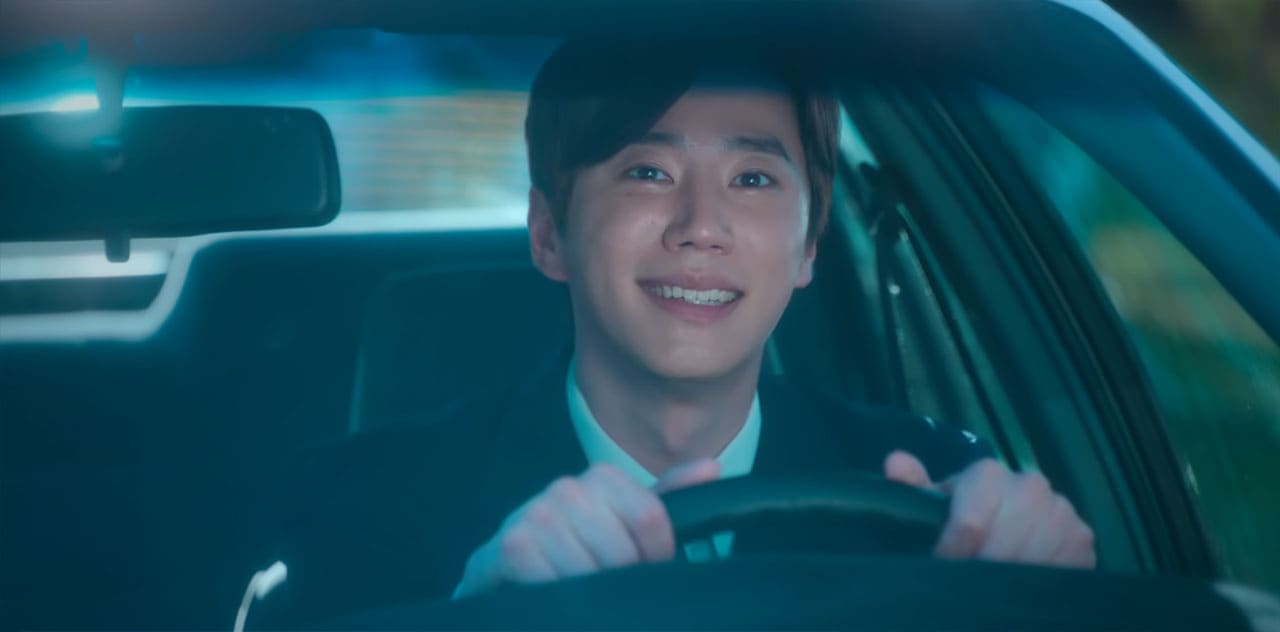 'Handsome Trash' Lee Jun-young, From Sweetheart to Villain 'Weak Hero Class 2'