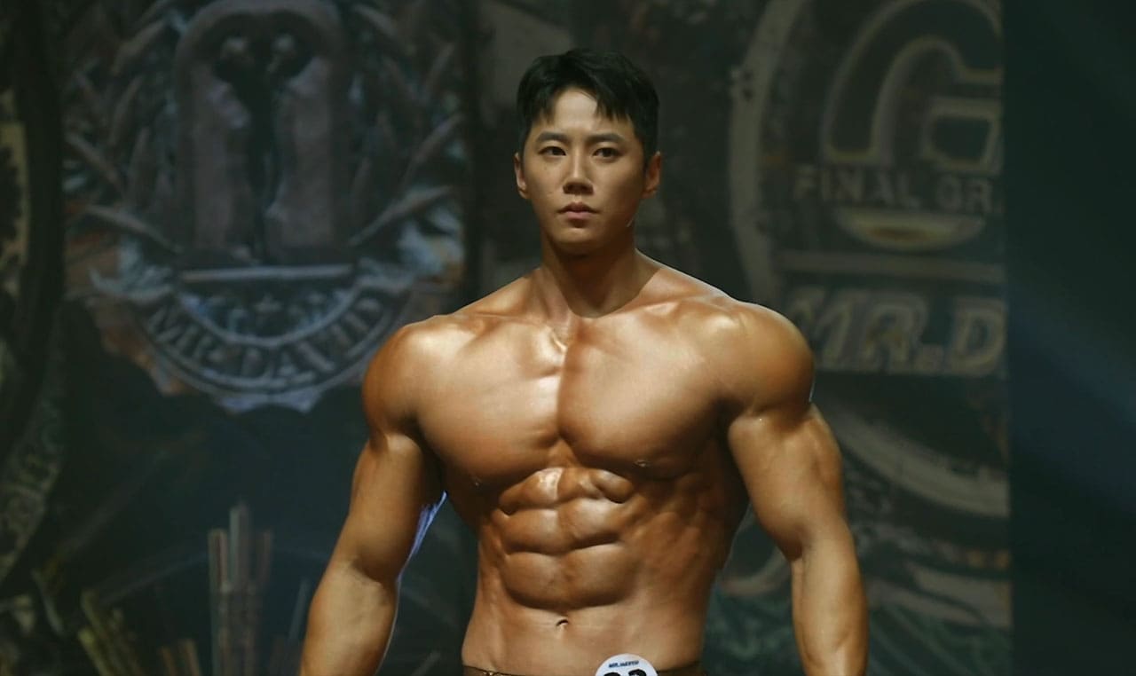 “Are Those Muscles for Real?” Lee Jun-young Hits Peak Gym Aesthetic ‘Pump Up the Healthy Love’