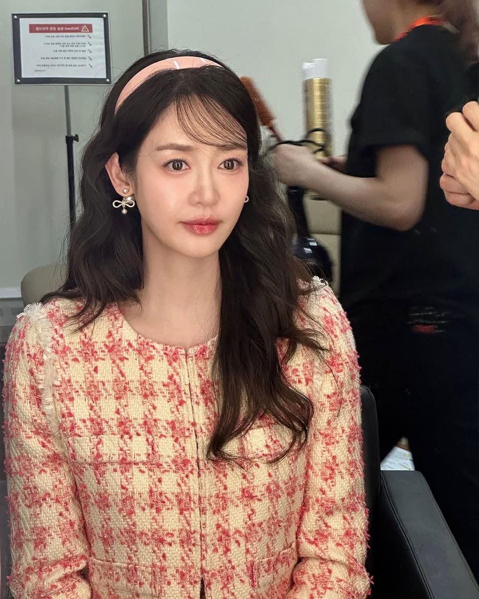 Sung Yu-ri Wows with Princess-Like Look at 44, Fellow Fin.K.L Members React