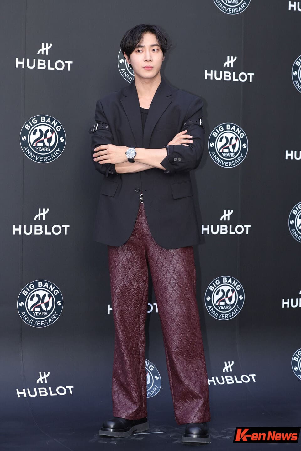 Choo Young-woo Radiates Heartthrob Energy