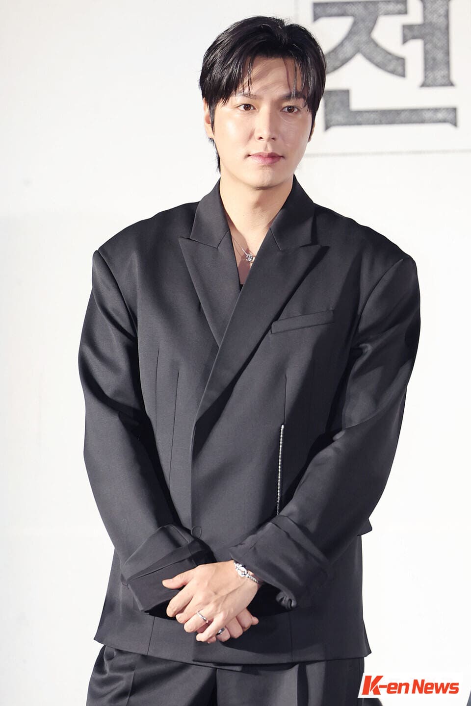 'Omniscient Reader: The Prophet' Ahn Hyo-seop X Lee Min-ho, A K-Fantasy Blockbuster Like No Other