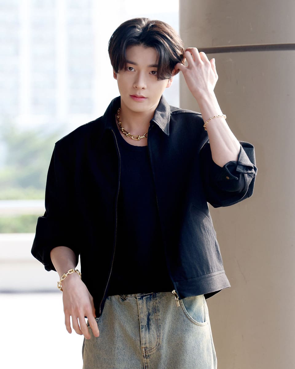 ENHYPEN’s Sunghoon and Jake Serve Luxe Airport Looks