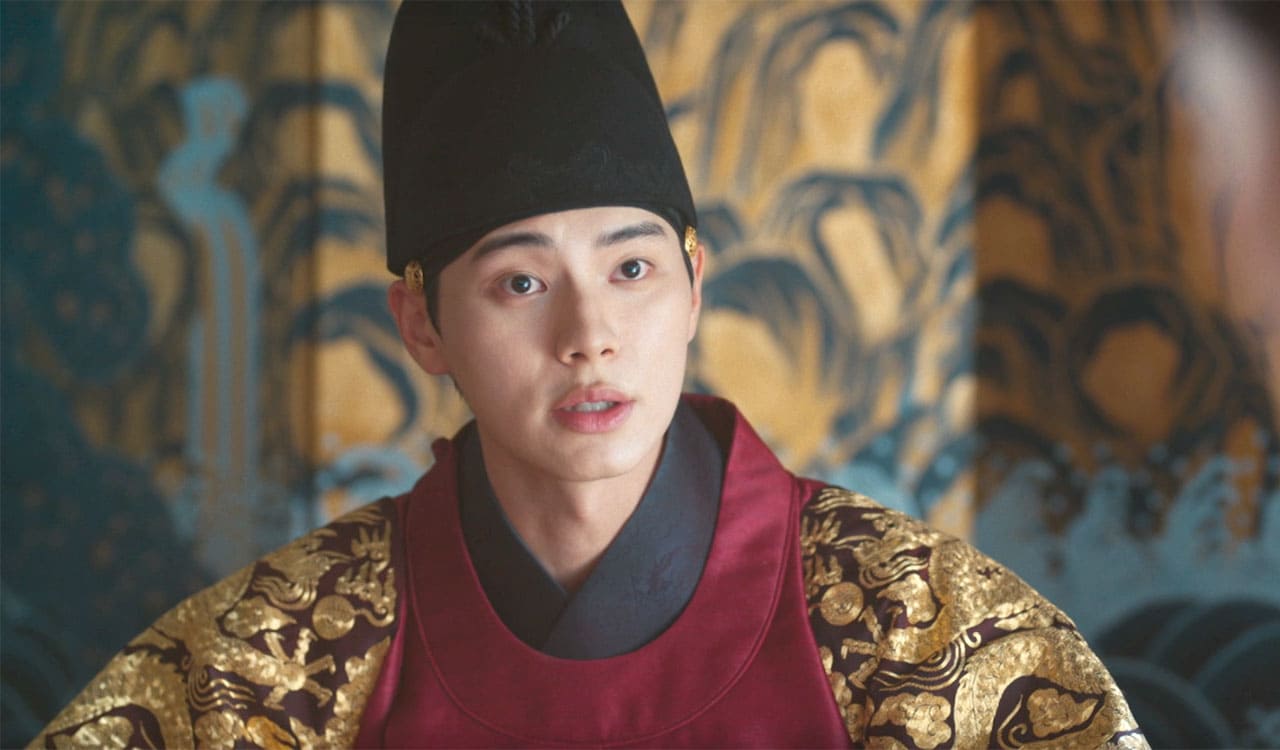 Lee Chae-min Captivates Viewers in 'Bon Appétit, Your Majesty' as K ...