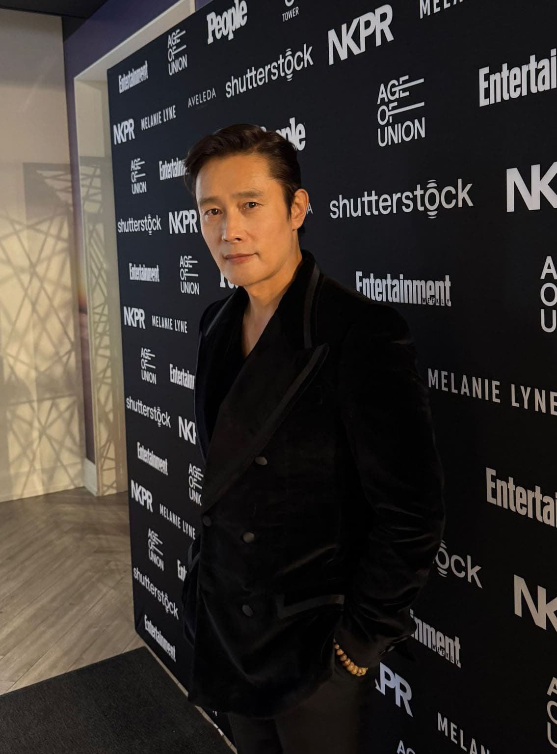 'No Other Choice' Lee Byung-hun Honored with Special Tribute Award at TIFF