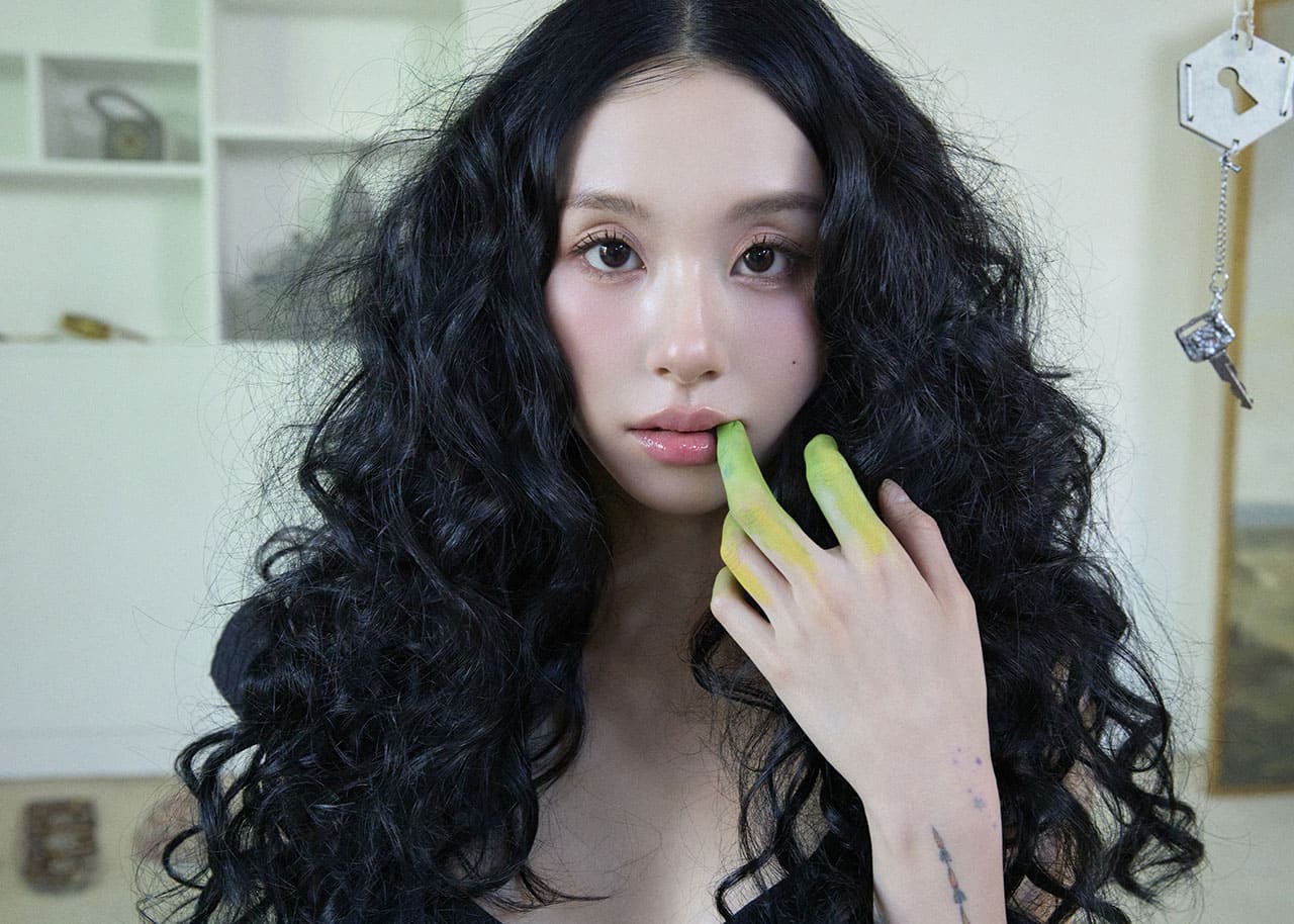 “She Shines Solo” — TWICE’s Chaeyoung Makes Billboard Debut with First Solo Album