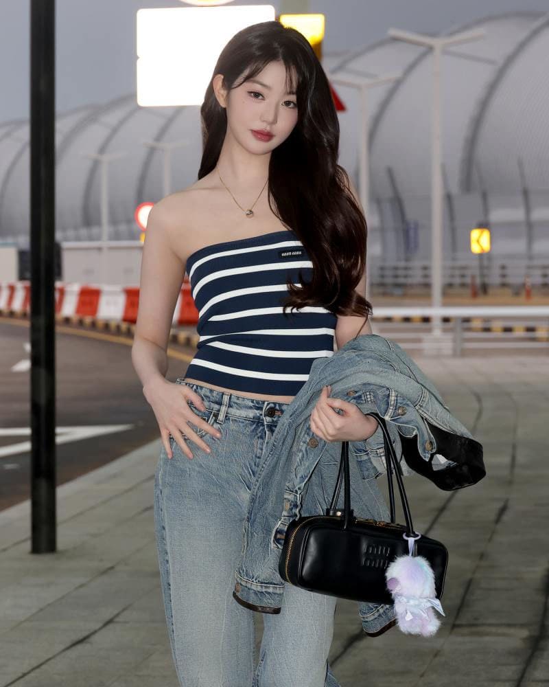 IVE's Jang Wonyoung and MEOVV's Ella Show Different Vibes in Same Brand at Airport