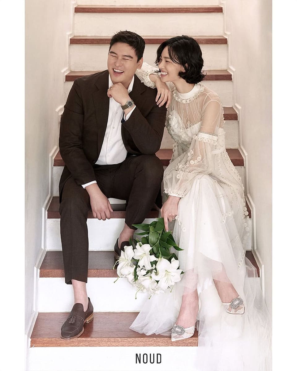 Lee Jang-woo ♥ Jo Hye-won Reveal Romantic Wedding Photos Ahead of November Ceremony