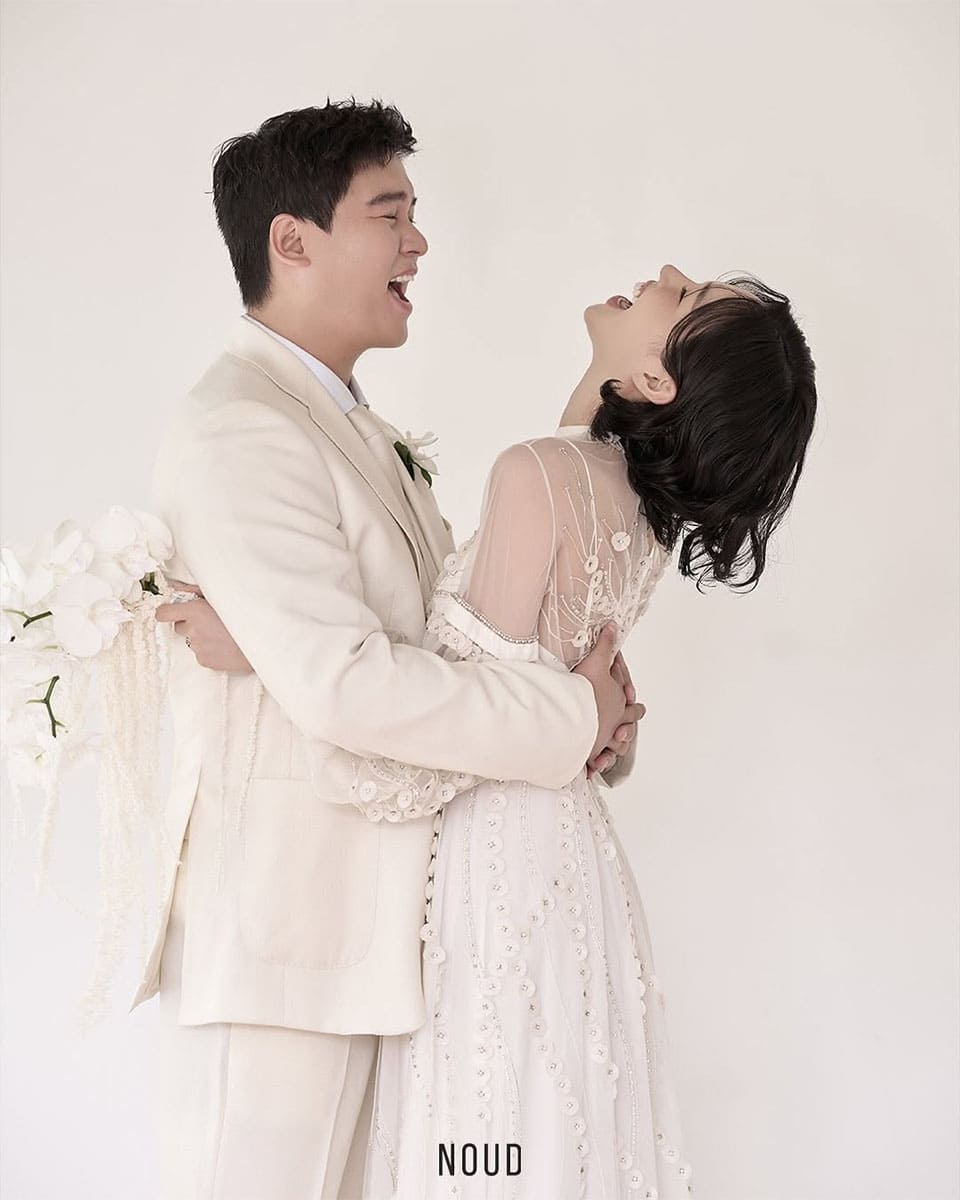 Lee Jang-woo ♥ Jo Hye-won Reveal Romantic Wedding Photos Ahead of November Ceremony