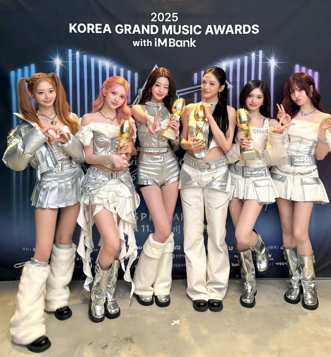 IVE Sweeps 4 Awards Including Grand Prize at ‘2025 KGMA’
