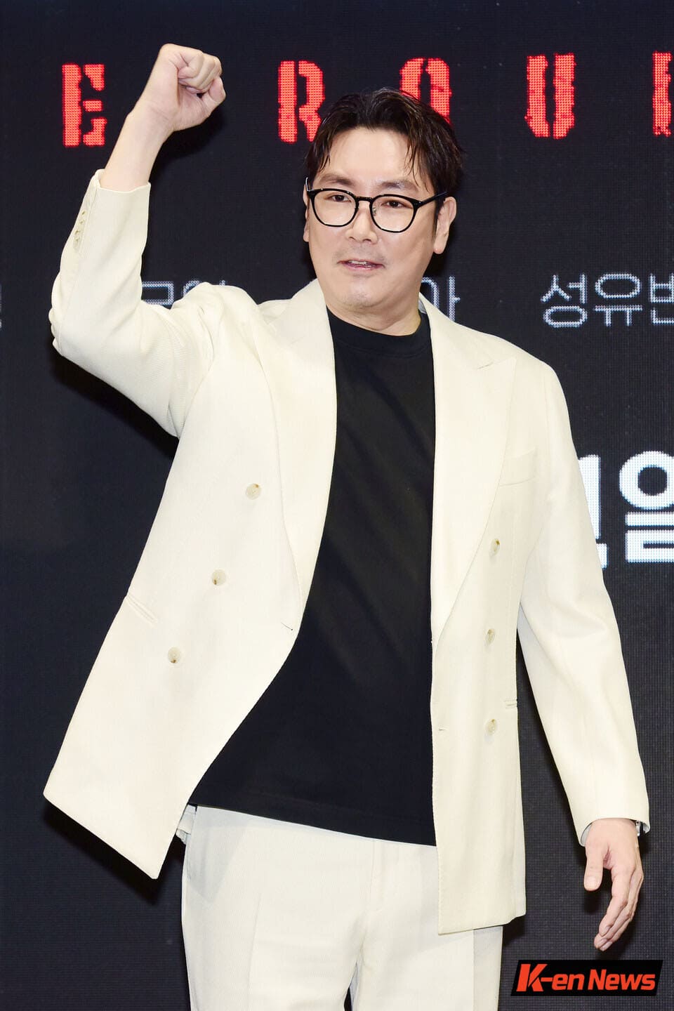 Jo Jin-woong’s Retirement Sparks Debate: Legal Experts Say Past Shouldn ...