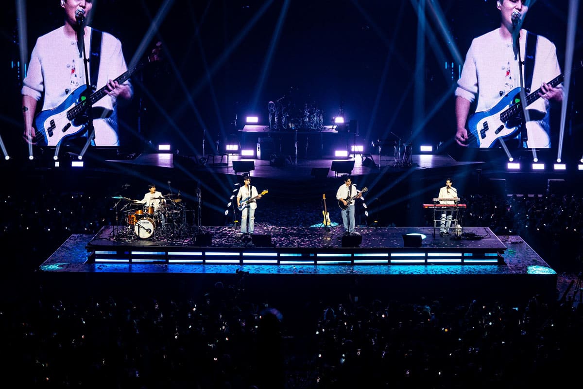DAY6 Lights Up Manila with Emotional Hits on ‘The DECADE’ 10th ...
