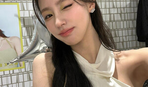 (G)I-DLE Miyeon: The Fresh and Lively Winking Goddess, Bursting with ...