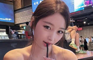 Kim Na-jung, Former Model and Announcer, Appeals for Help on Social ...