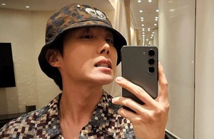 J-Hope Steals the Show at Paris Fashion Week! Surprise Collaboration on ...