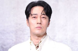 So Ji-sub Returns as Ex-Agent Dad in Upcoming Drama 'Manager Kim'